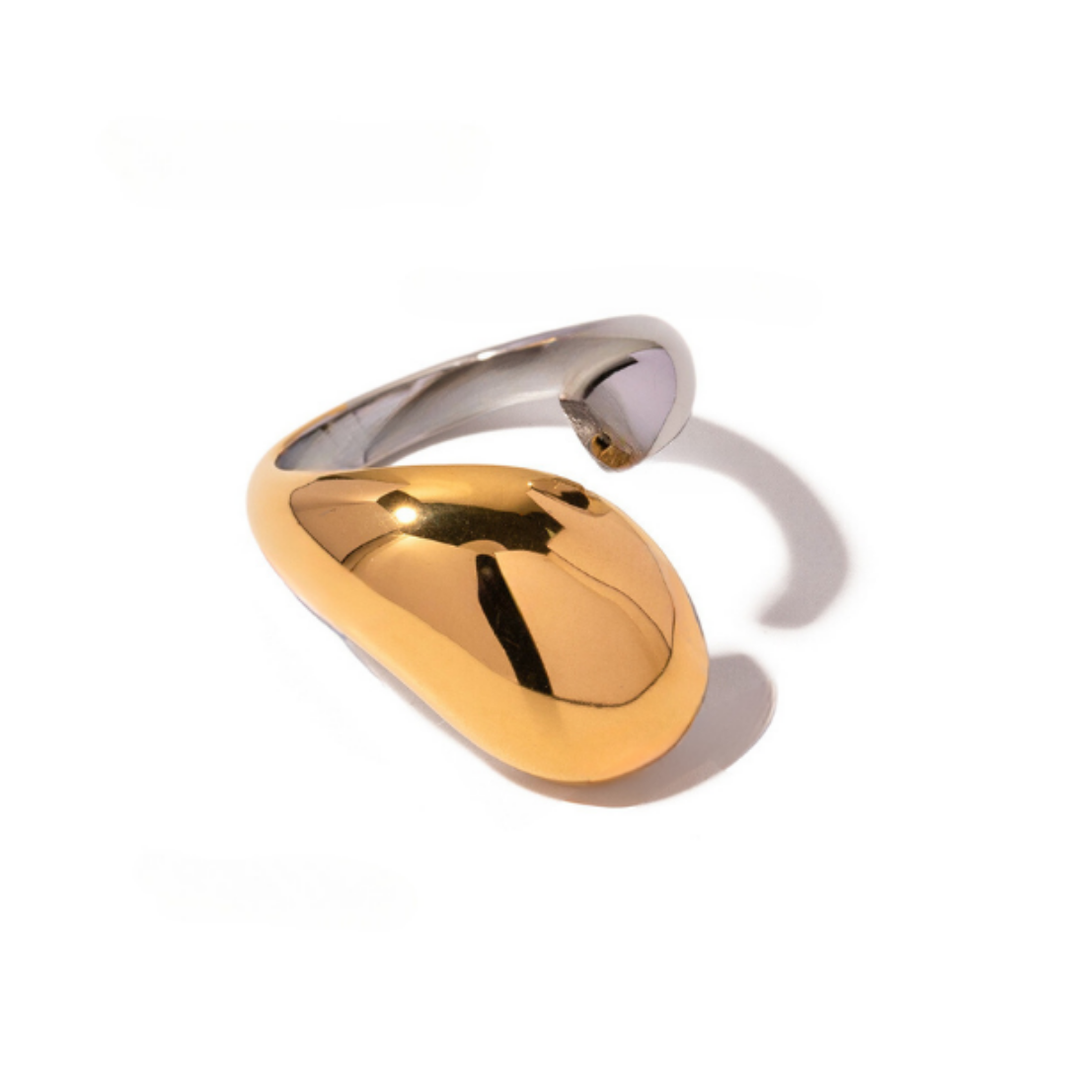 Rings – Cher & Grace